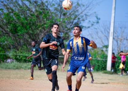 Fotto | FOFINS x ESQUINÃO